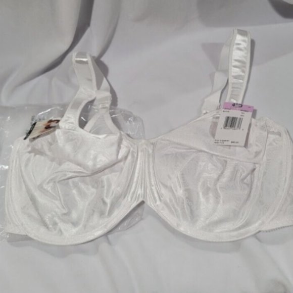 Bali | Intimates & Sleepwear | Bali Bra 42d Satin Tracings 3562 ...